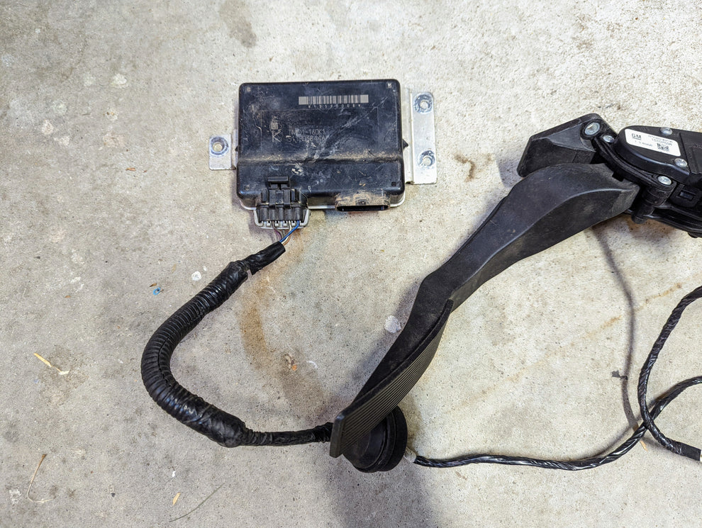 LS Drive By Wire Throttle Pedal & TAC Module for 2006 - 2007 Chevy Sil ...